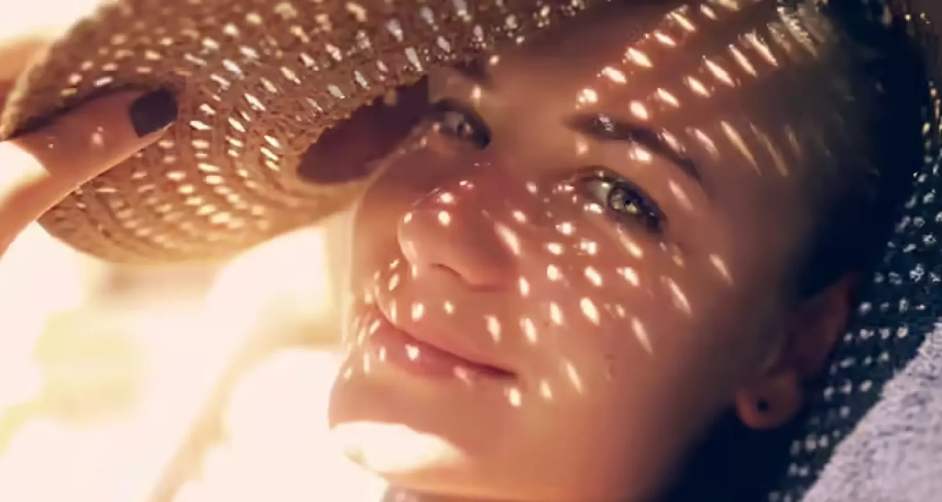 Porcelain Skin Explained: Characteristics, Care, and Differences from ...